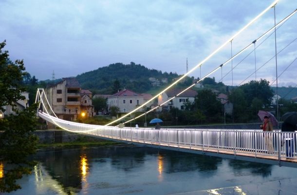 Svečano otvoren obnovljeni viseći most u Trilju - FERATA