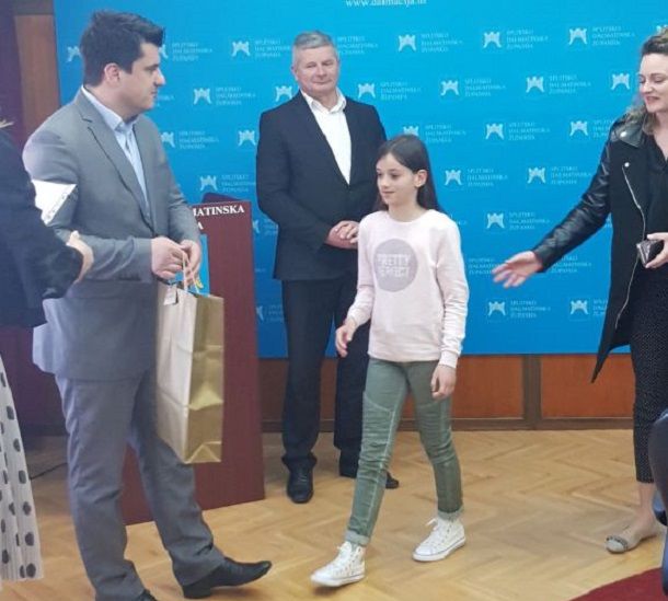 Ani Batarelo nagrada za najbolji literarni rad za pjesmu ‘Moja domovina ...