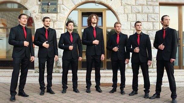 Otok: Koncert 'Klape svetom Luki' - FERATA - FERATA