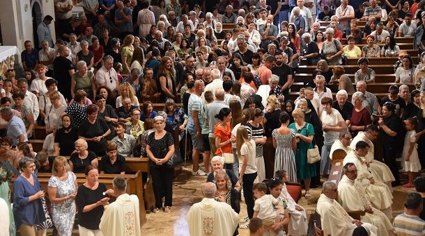 Vjernici iz župe Svih Svetih Gala – Gljev hodočastili Gospi Sinjskoj ...
