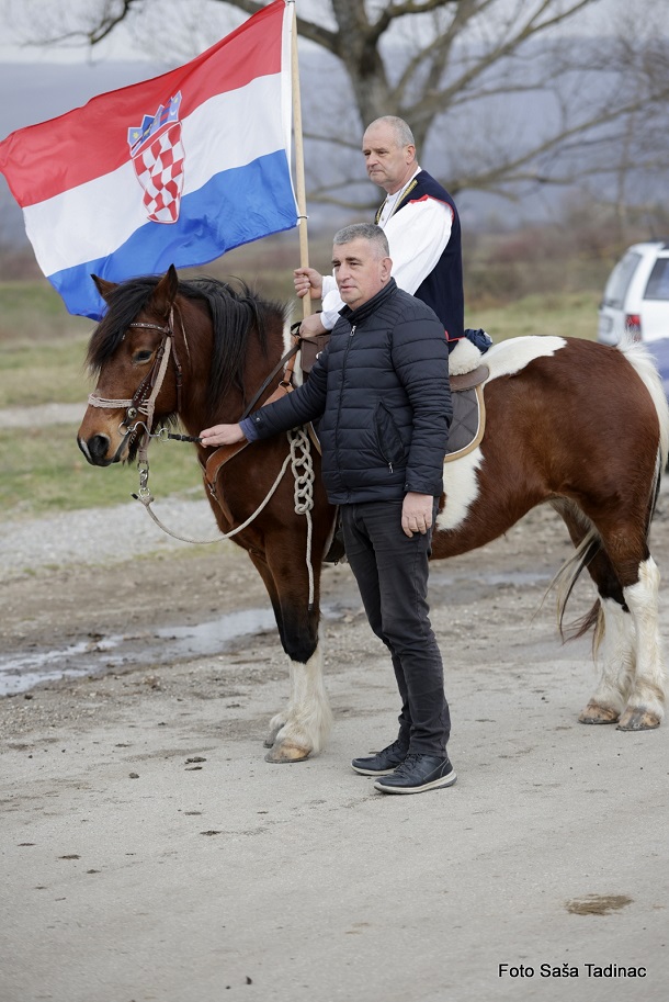 Pokladno jahanje kroz Brnaze, fotogalerija Saše Tadinca - FERATA