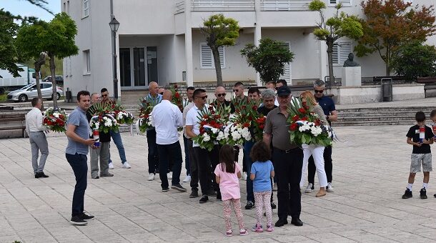 U Otoku otvoren 33. Memorijalni turnir Luka Erceg i Ivan Kamber - FERATA